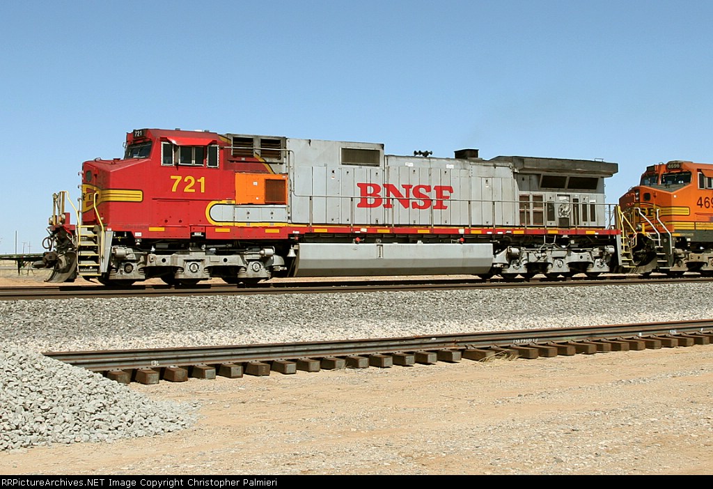BNSF 721